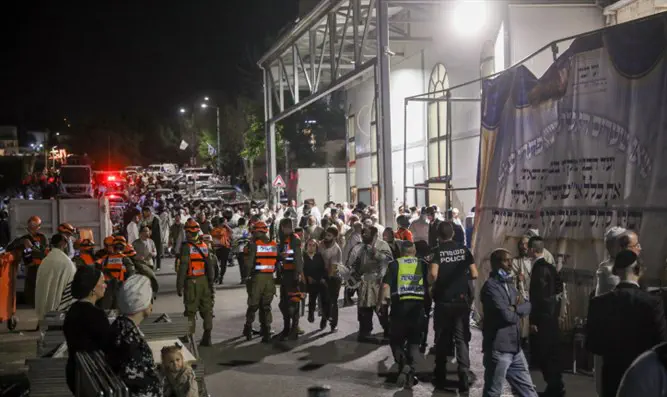 Two dead, 184 injured in grandstand collapse near Jerusalem | Israel ...