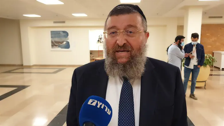 Labor Minister: 'There will be elections 90 days after the war ...