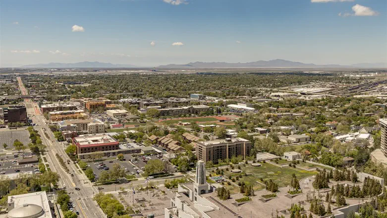 Bomb placed under Utah news vehicle in failed terror attack | Israel ...