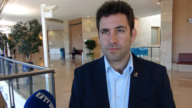 Jerusalem official demand city libraries remove Chaim Walder's books ...