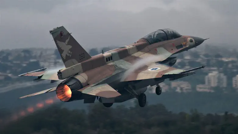 IDF scrambles fighter jets, downs aircraft near Syrian border | Israel ...
