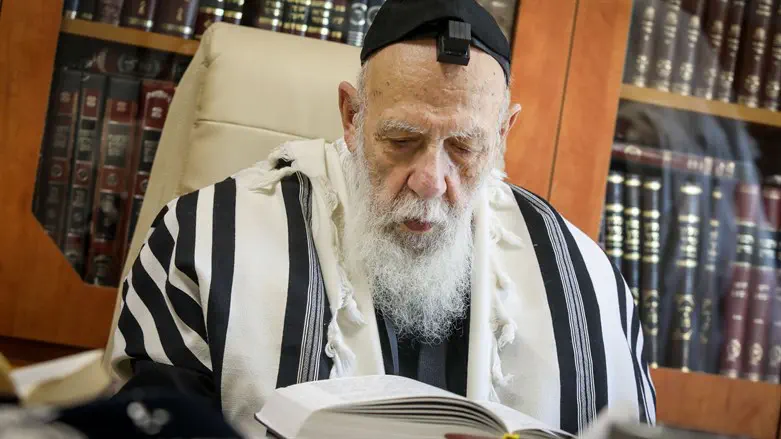 Condition of Shas spiritual leader worsens, his family summoned to the ...