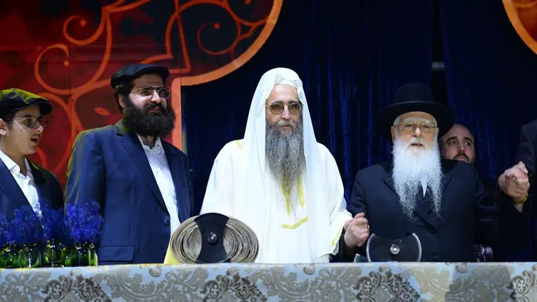 With 10,000 in attendance: Rabbi Pinto hosts spiritual gathering in Tel ...