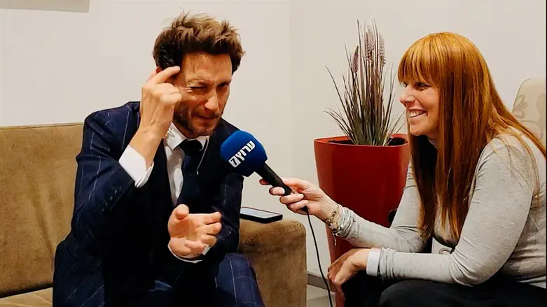 Mentalist Lior Suchard: ‘I love spreading wonder and happiness ...