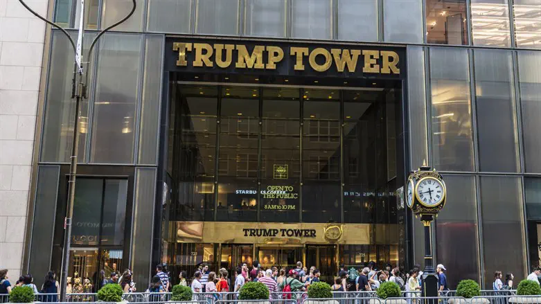 Jewish activists protest at Trump Tower for release of Columbia anti ...