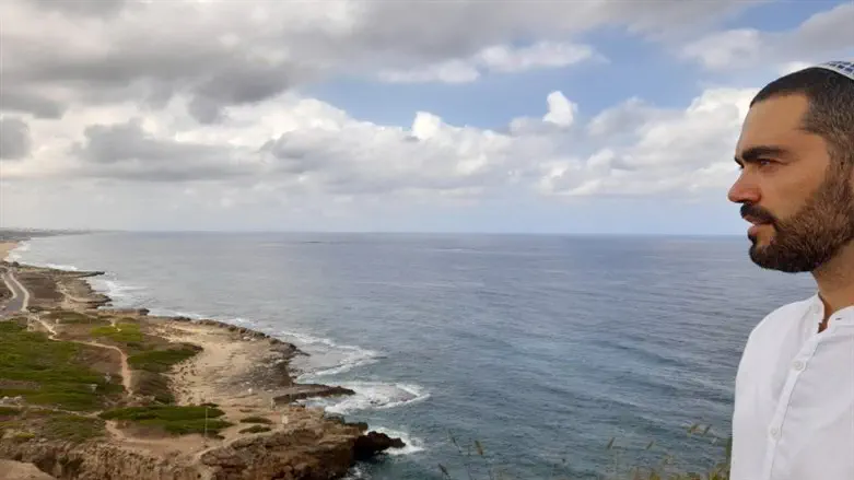 Former IDF band lead singer's tribute to northern Israel: 'Voice from ...