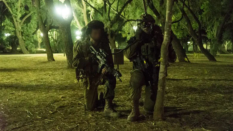 Elite IDF unit calls to leave IDF out of politics | Israel National News