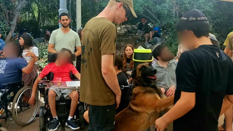 Israel Dog Unit holds exhibition for special needs children | Israel ...