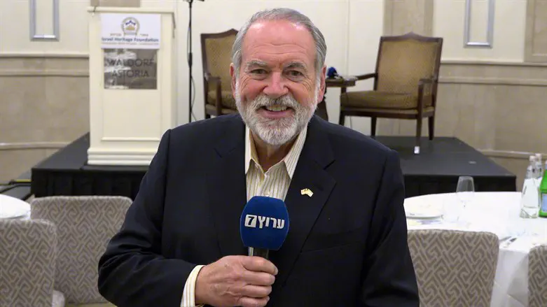 Huckabee: When I arrive, I'll bring a letter from the President to the ...