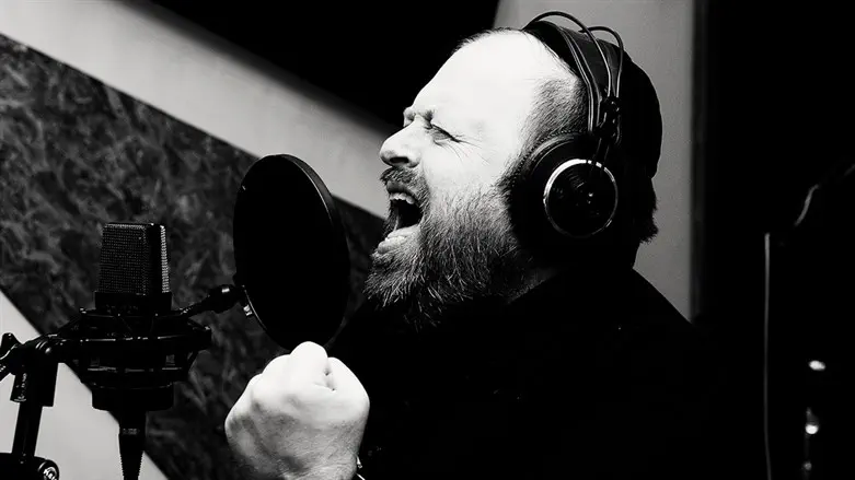 Close friends say goodbye to singer Dedi Graucher | Israel National News