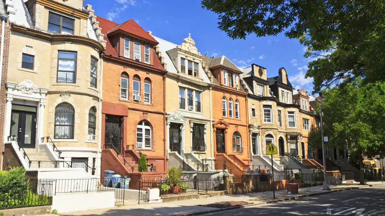 Man who stabbed haredi in Brooklyn charged with a hate crime | Israel ...