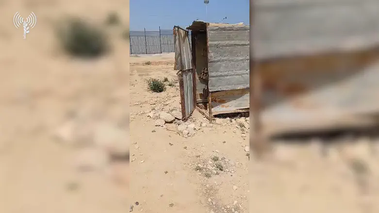 Near the Gaza-Egypt border: Loaded and ready rocket launcher sites ...