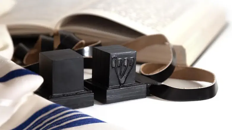 Strengthening our People, one set of tefillin at a time | Israel ...