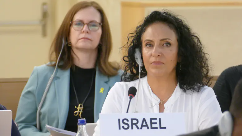 Hostage's mother at UN: 'Please let me hug my daughter again' | Israel ...