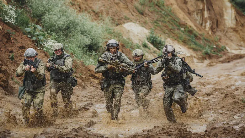 Keep our troops cool: Summer heat adds to soldiers' challenges in war ...