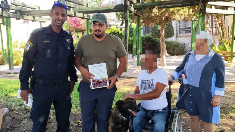 Israel Dog Unit holds exhibition tour for special needs groups | Israel ...