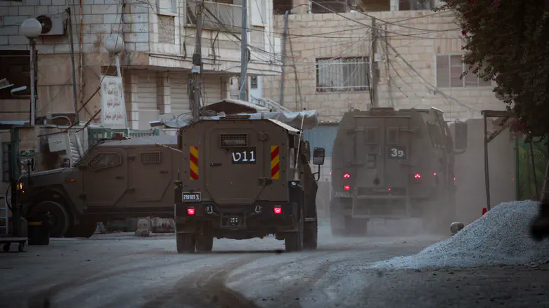 Deep pit found in yard of Jenin home | Israel National News