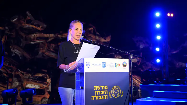 Pain and unity at October 7th memorial event | Israel National News