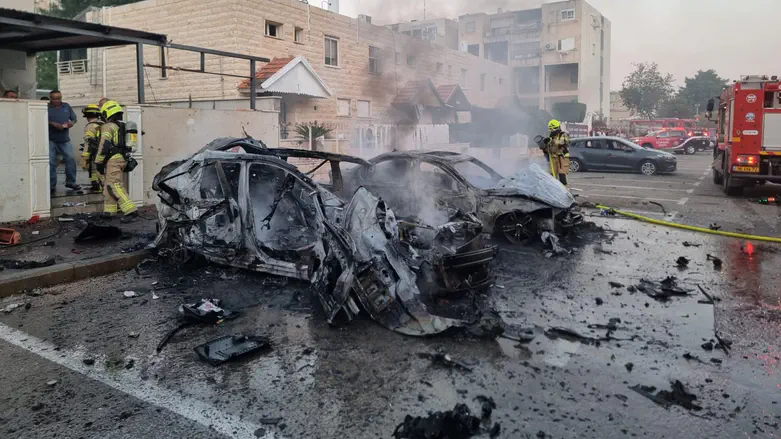 Watch: Cars in flames after being struck by rocket in Kiryat Yam ...