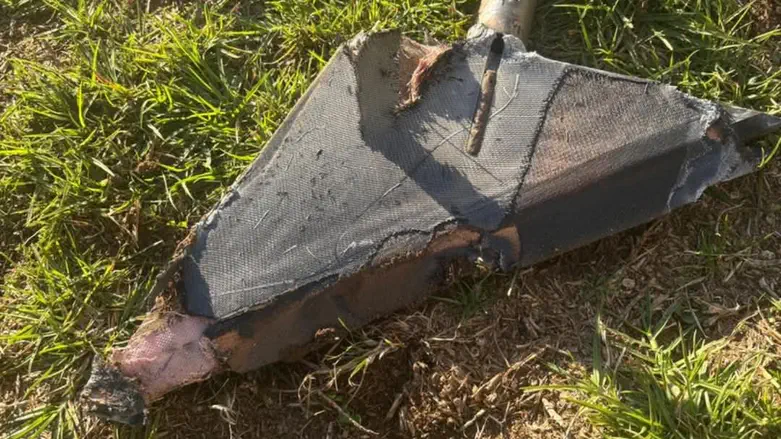 Ballistic missile launched from Yemen, fragments fall in Hebron ...