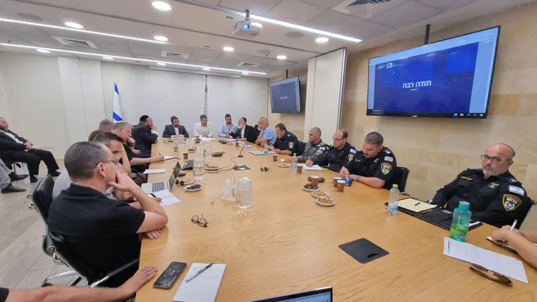 Committee appoints Min. Meir Porush to head Lag Ba'omer prep in Meron ...