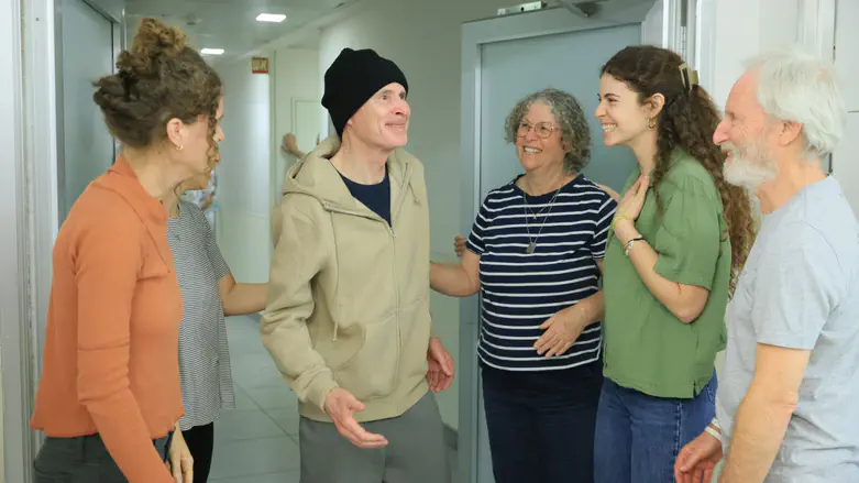 Keith Siegel's daughter: Dad survived thanks to reciting blessings and ...