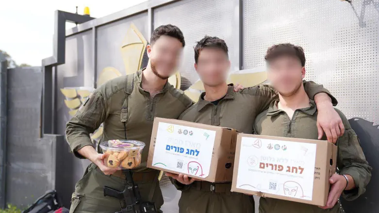 Purim in the IDF: 5000 mishloach manot packages sent to IDF soldiers ...
