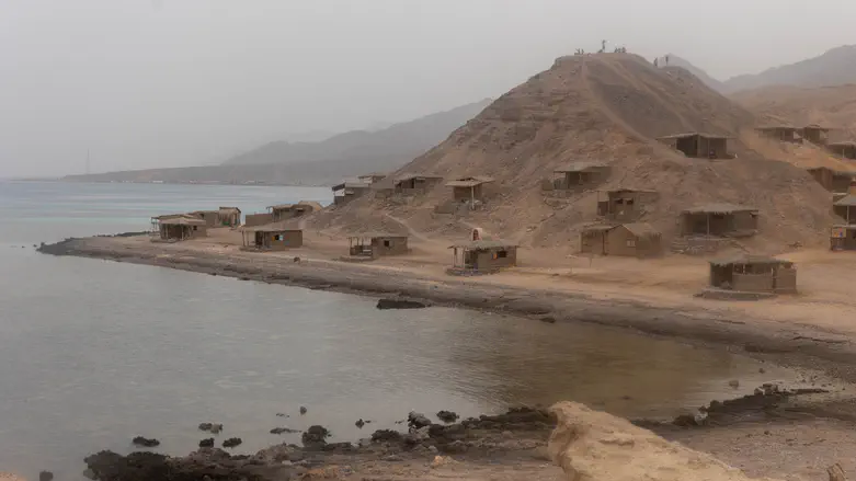 Report: Egypt willing to temporarily accept half a million Gazans ...