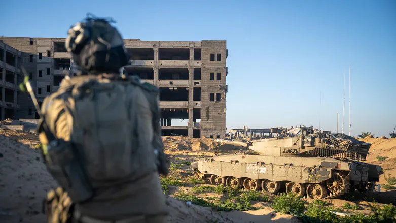 IDF concludes encirclement of Tel al-Sultan in Rafah | Israel National News