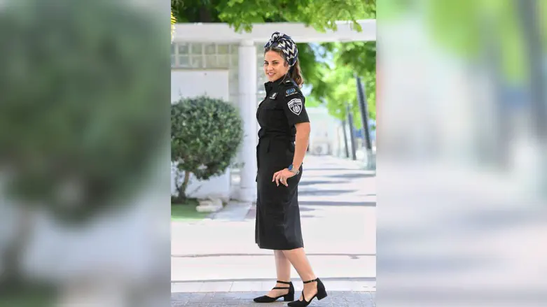 Israel Prison Service unveils tactical skirt for religious guards ...