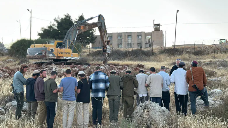 First cemetery in Malachei Hashalom established overnight for fallen ...