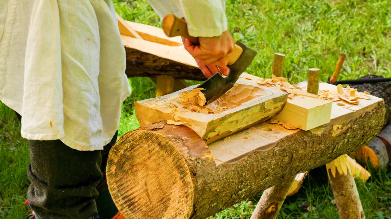 Adze Tools Explained: When, Why, and How to Use Them | Israel National News