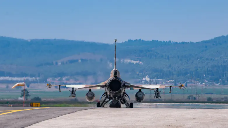 Germany approves purchase of 90 Rafael Litening 5 pods for Eurofighter ...