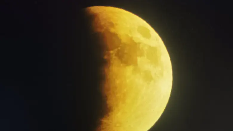 Watch live: Full lunar eclipse over Israel - The Israel Chronicle News