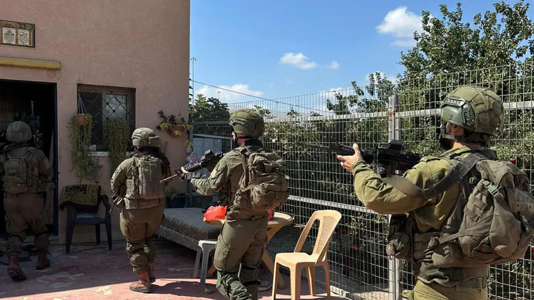 Ahead of the holidays: Unusual reinforcement of security forces across ...