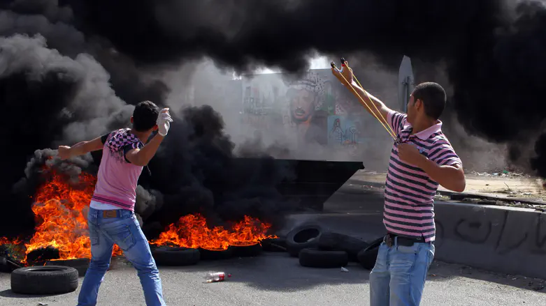 ‘Disgraceful’ BBC article accused of whitewashing Second Intifada ...