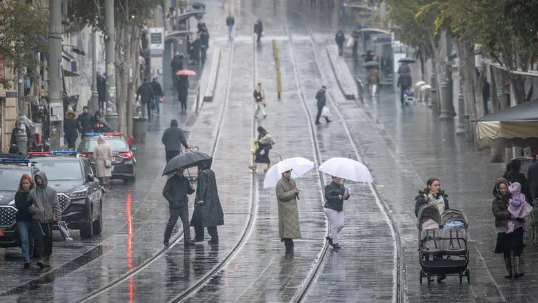 Storm Byron reaches its peak with 200 mm rain in certain areas | Israel ...