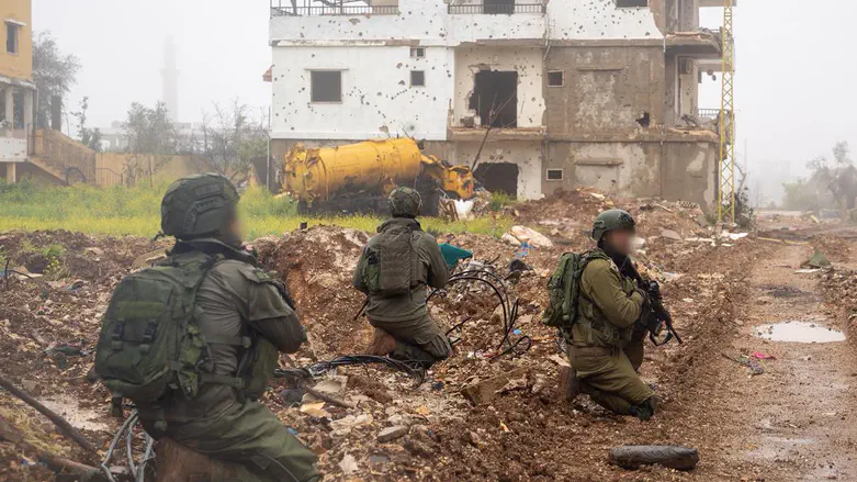 IDF officer moderately injured by friendly fire | Israel National News
