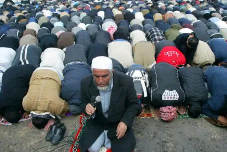 ‘Don’t Chew Gum in Ramadan’ | Israel National News