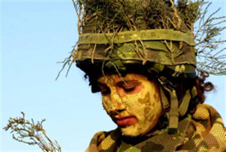 Generals: Religious Soldiers Hurt Women's Status | Israel National News