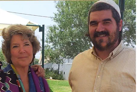 Far-Left American Activist Visits Shomron | Israel National News