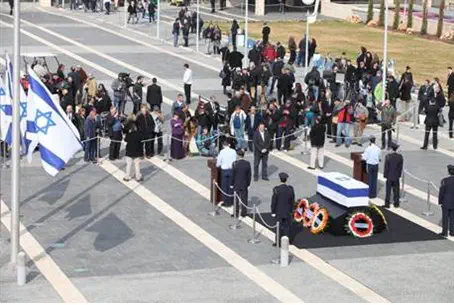 Thousands of Officers to Secure Sharon's Funeral | Israel National News