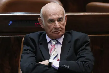 Report: Yaakov Perry to Resign from Knesset | Israel National News