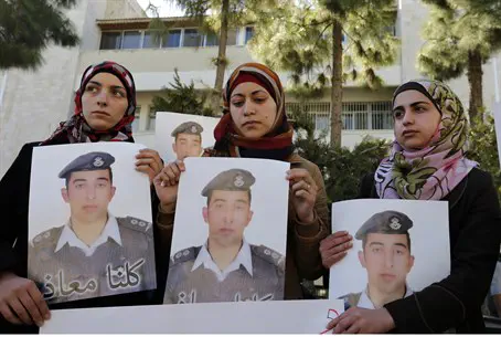 ISIS Burns Jordanian Pilot Captive Alive | Israel National News