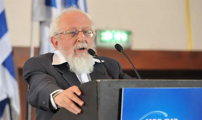 Senior official to use Shabbat phone | Israel National News