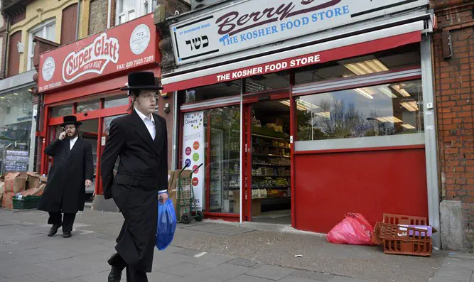 Meat-cleaver wielding man threatens Jews in London | Israel National News