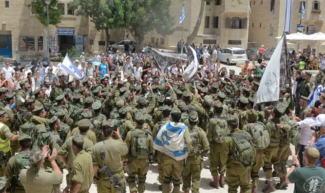 Soldier jailed for growing beard | Israel National News