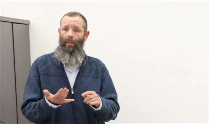 Rabbi Levinstein clarifies remarks | Israel National News