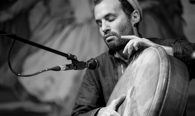 Watch: When a settler performed at an Arab wedding | Israel National News