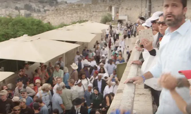 Rabbi Akiva laughed and the Sages cried | Israel National News